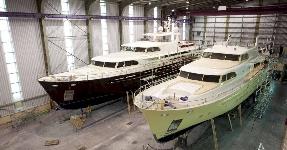 Leadership Positions and Admin Jobs in the Marine Industry